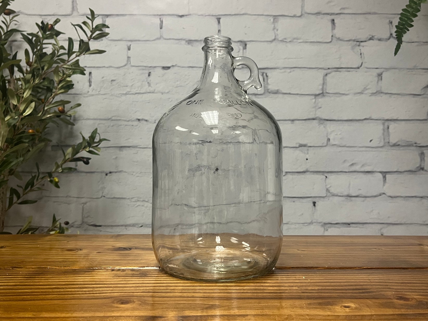 1 Gallon Glass Jug with Cap – Rustic Strength